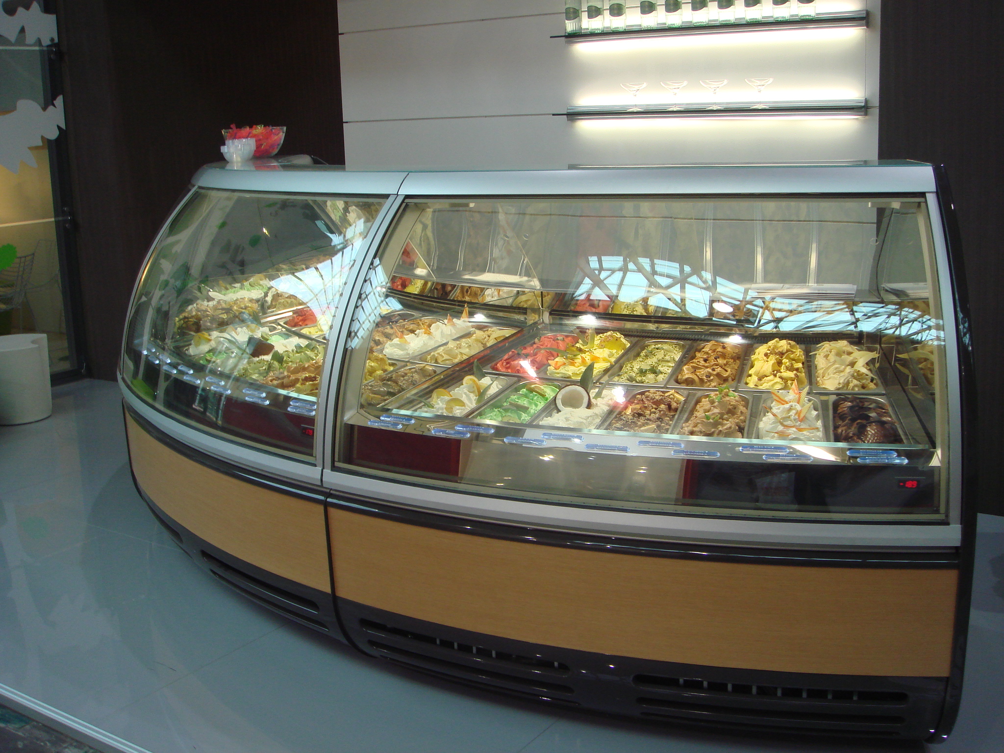 GELADARIA - FRIGORÍFICOS BRÍGIDO